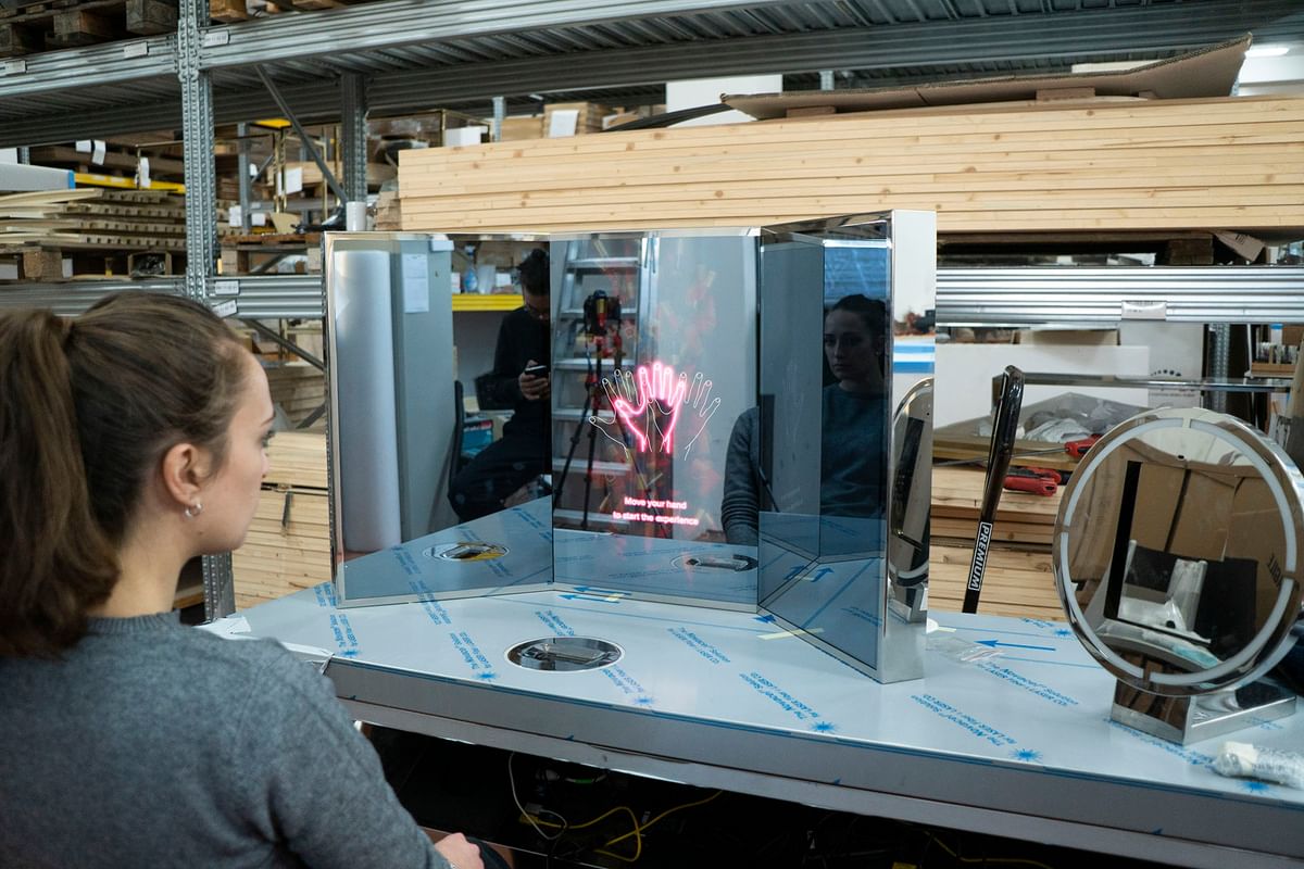 Fendi - Interactive Mirror | MONOGRID