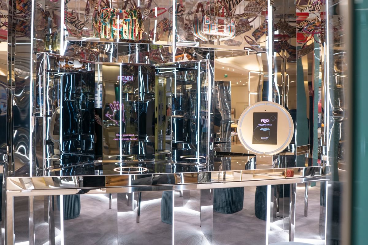 Fendi - Interactive Mirror | MONOGRID